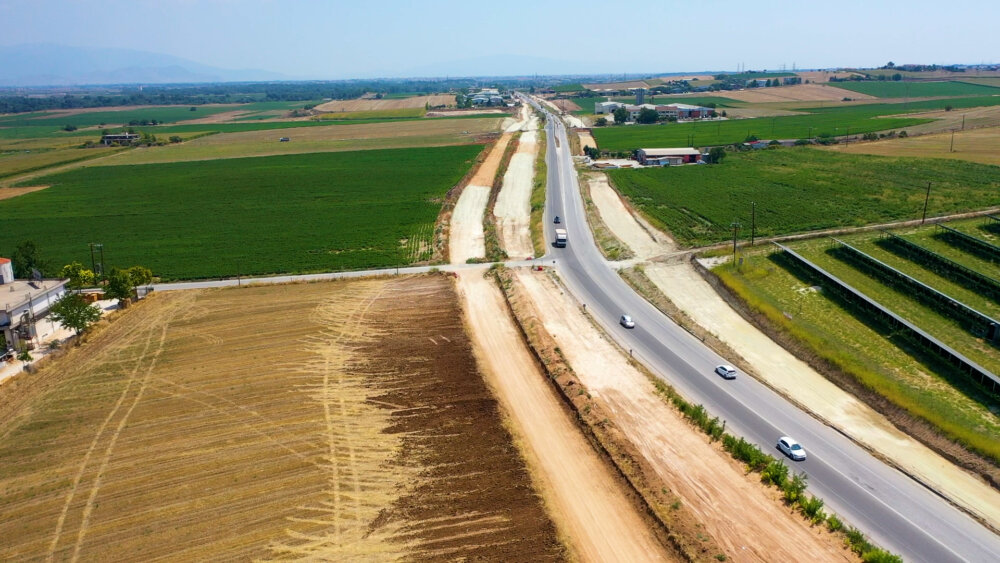 Σε εξέλιξη οι εργασίες στο δρόμο Τρίκαλα – Λάρισα