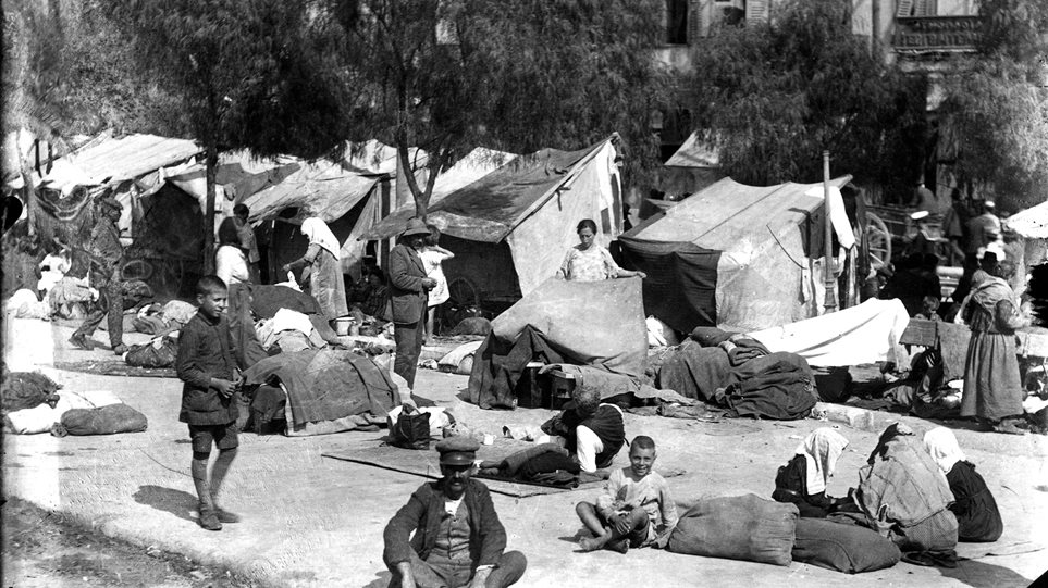 ΑΦΙΕΡΩΜΑ: Οι Μικρασιάτες πρόσφυγες στα Τρίκαλα – ΒΙΝΤΕΟ
