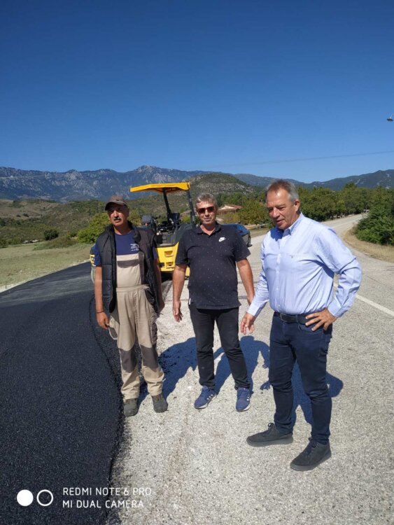 Ασφαλτόστρωση στο δρόμο από Μεγάρχη προς Ουρανό