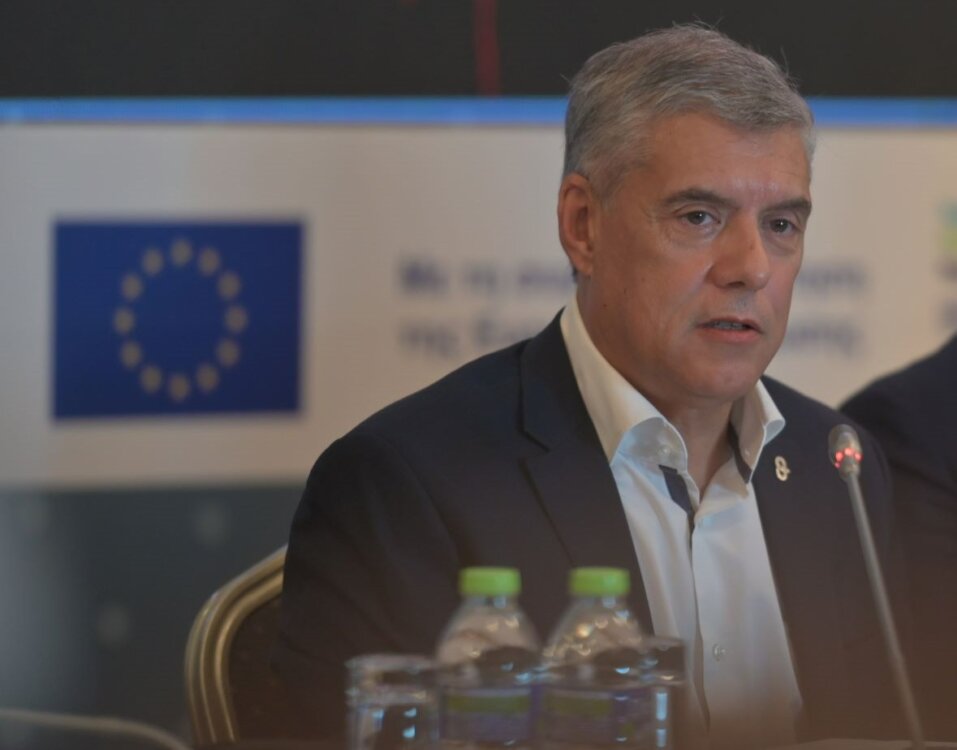 Πρόγραμμα από την Περιφέρεια Θεσσαλίας για την εκπαιδευτική στήριξη ...